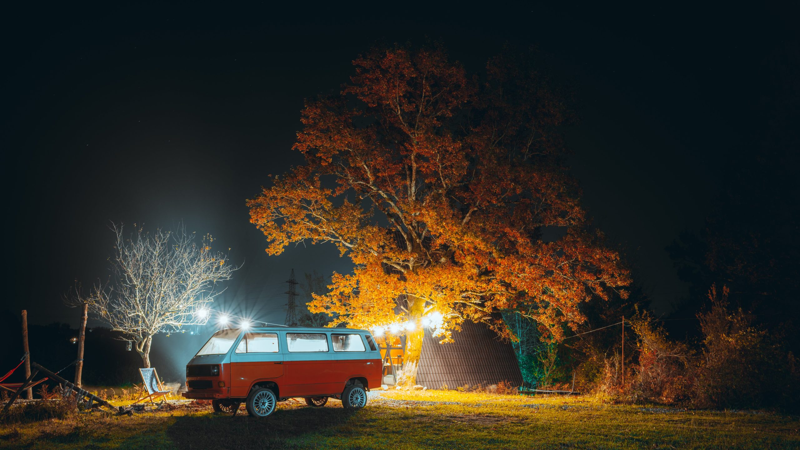 The Ultimate Guide to Camping in a Truck Cap: Everything You Need to ...